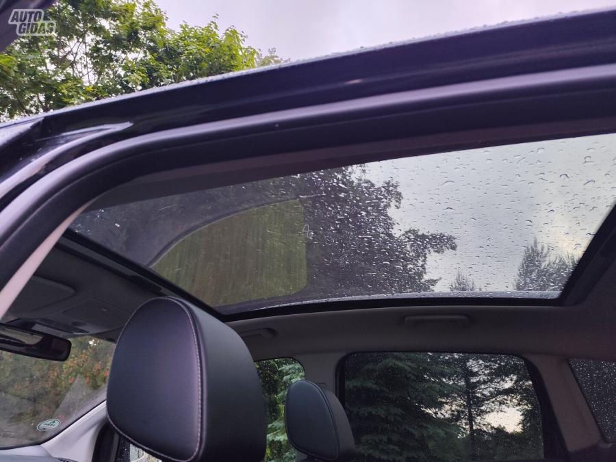 Melns Ford Kuga 2012 Mažeikiai, ar dzinēja tilpumu 2.00 L un nobraukumu 221 tūkst. km par 6200 €, foto 30 vietnē AUTOMOTO.COM.LV