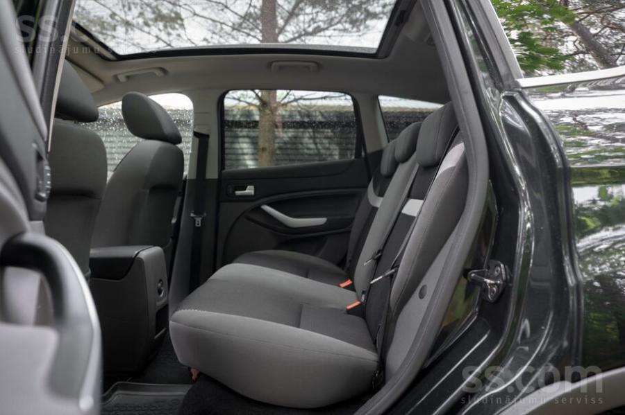 Melns Ford Kuga 2012 Tukums, ar dzinēja tilpumu 2.00 L un nobraukumu 282 tūkst. km par 5790 €, foto 11 vietnē AUTOMOTO.COM.LV