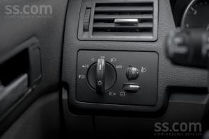Melns Ford Kuga 2012 Tukums, ar dzinēja tilpumu 2.00 L un nobraukumu 282 tūkst. km par 5790 €, foto 15 vietnē AUTOMOTO.COM.LV