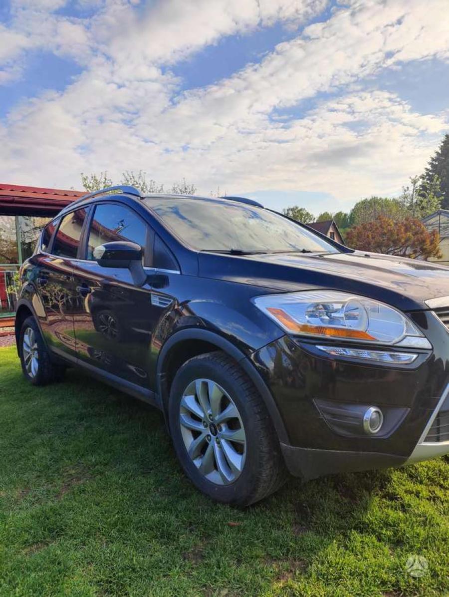 Black Ford Kuga 2012 in Kedainiai, with an engine capacity of 2.00 L and mileage of 176 thousand km for 6099 €, photo 6 on AUTOMOTO.COM.LV