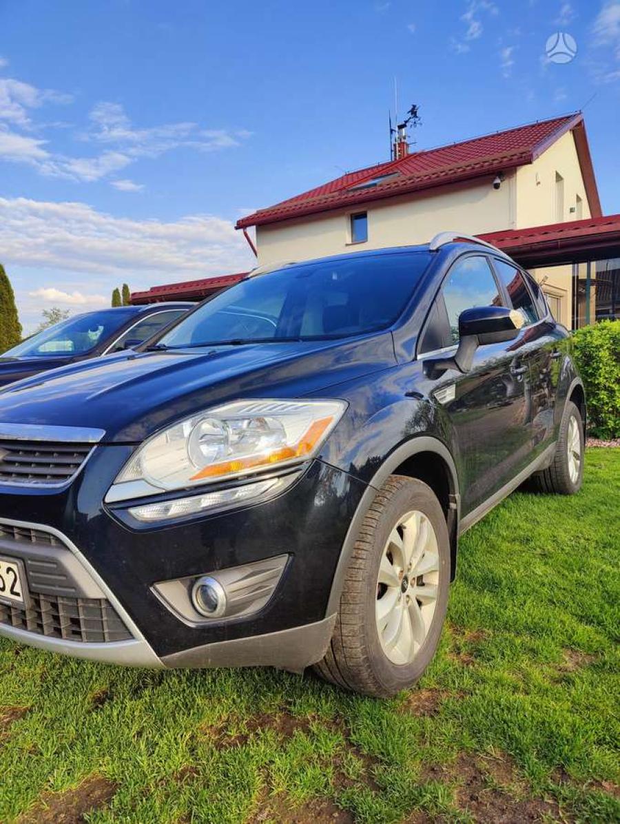 Black Ford Kuga 2012 in Kedainiai, with an engine capacity of 2.00 L and mileage of 176 thousand km for 6099 €, photo 7 on AUTOMOTO.COM.LV