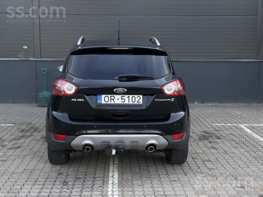 Melns Ford Kuga 2012 Rīga, ar dzinēja tilpumu 2.00 L un nobraukumu 236 tūkst. km par 6800 €, foto 8 vietnē AUTOMOTO.COM.LV