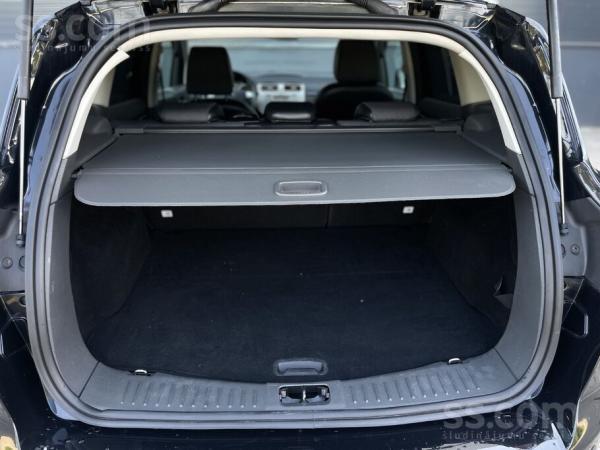 Black Ford Kuga 2012 in Riga, with an engine capacity of 2.00 L and mileage of 236 thousand km for 6800 €, photo 8 on AUTOMOTO.COM.LV