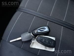 Melns Ford Kuga 2012 Rīga, ar dzinēja tilpumu 2.00 L un nobraukumu 236 tūkst. km par 6800 €, foto 19 vietnē AUTOMOTO.COM.LV