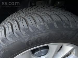 Melns Ford Kuga 2012 Rīga, ar dzinēja tilpumu 2.00 L un nobraukumu 236 tūkst. km par 6800 €, foto 23 vietnē AUTOMOTO.COM.LV