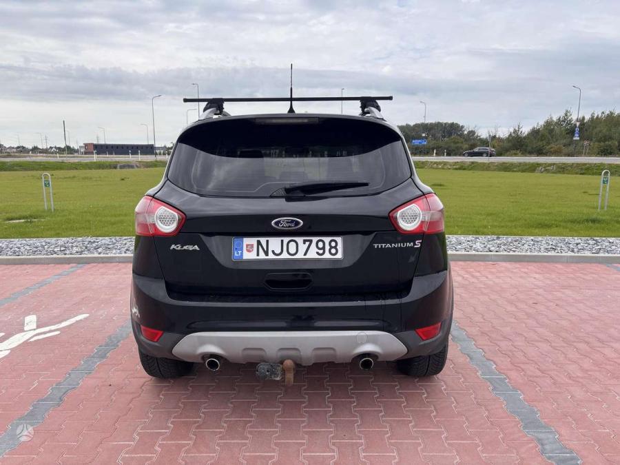 Melns Ford Kuga 2012 Kauņa, ar dzinēja tilpumu 2.00 L un nobraukumu 316 tūkst. km par 4350 €, foto 6 vietnē AUTOMOTO.COM.LV