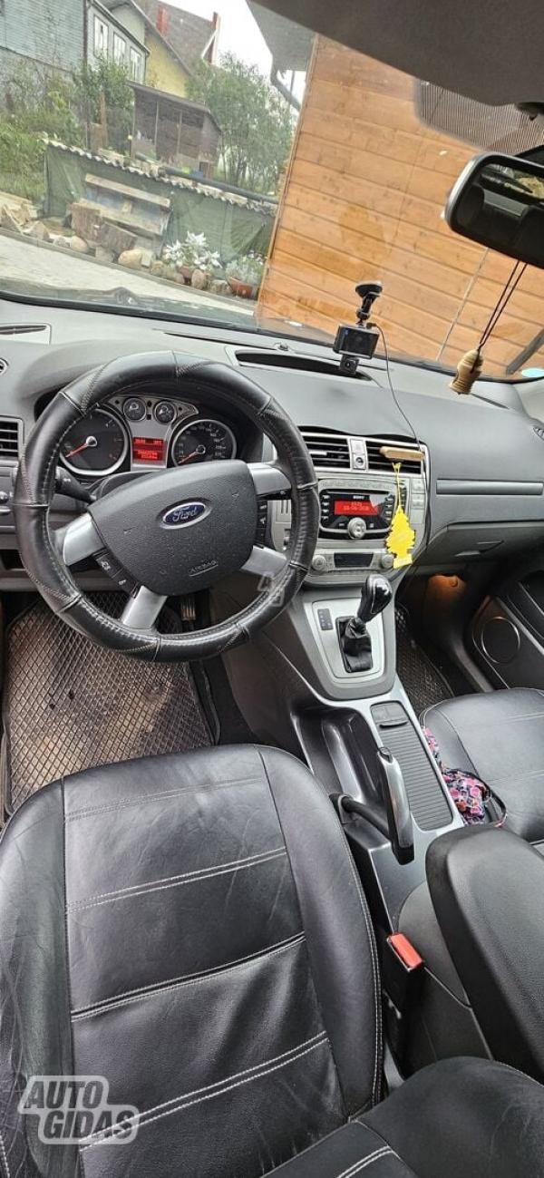 Black Ford Kuga 2012 in Pasvalys, with an engine capacity of 2.00 L and mileage of 245 thousand km for 4500 €, photo 7 on AUTOMOTO.COM.LV