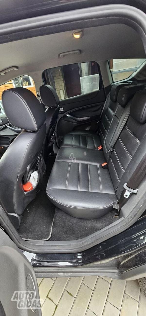 Black Ford Kuga 2012 in Pasvalys, with an engine capacity of 2.00 L and mileage of 245 thousand km for 4500 €, photo 8 on AUTOMOTO.COM.LV