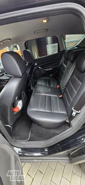 Black Ford Kuga 2012 in Pasvalys, with an engine capacity of 2.00 L and mileage of 245 thousand km for 4500 €, photo 8 on AUTOMOTO.COM.LV