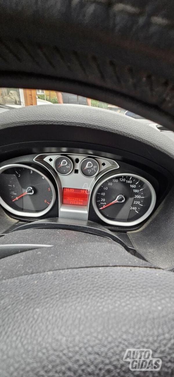 Black Ford Kuga 2012 in Pasvalys, with an engine capacity of 2.00 L and mileage of 245 thousand km for 4500 €, photo 9 on AUTOMOTO.COM.LV