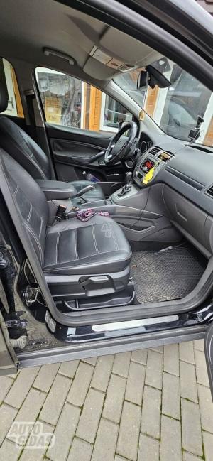 Black Ford Kuga 2012 in Pasvalys, with an engine capacity of 2.00 L and mileage of 245 thousand km for 4500 €, photo 11 on AUTOMOTO.COM.LV
