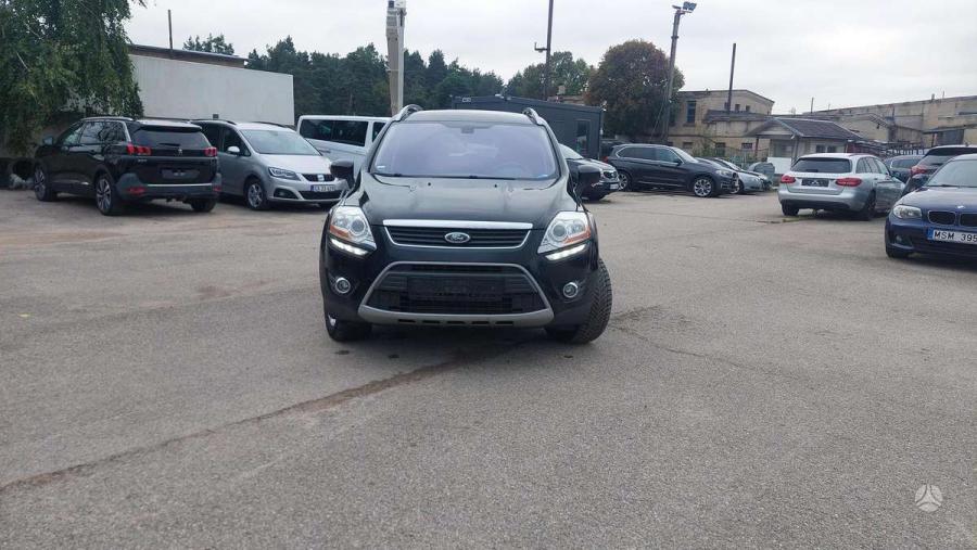 Melns Ford Kuga 2012 Utena, ar dzinēja tilpumu 2.00 L un nobraukumu 254 tūkst. km par 5000 €, foto 8 vietnē AUTOMOTO.COM.LV