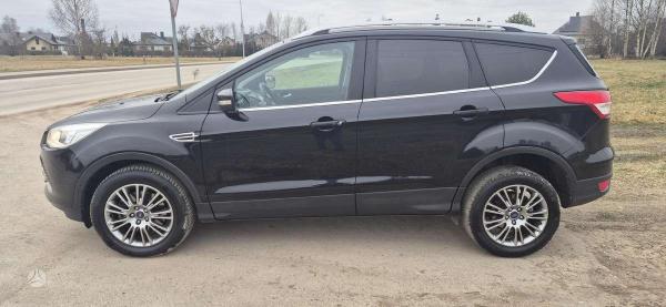 Black Ford Kuga 2013 in Taurage, with an engine capacity of 2.00 L and mileage of 146 thousand km for 7900 €, photo 7 on AUTOMOTO.COM.LV