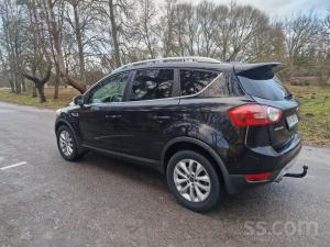 Melns Ford Kuga 2013 Jelgava, ar dzinēja tilpumu 2.00 L un nobraukumu 148 tūkst. km par 4150 €, foto 2 vietnē AUTOMOTO.COM.LV