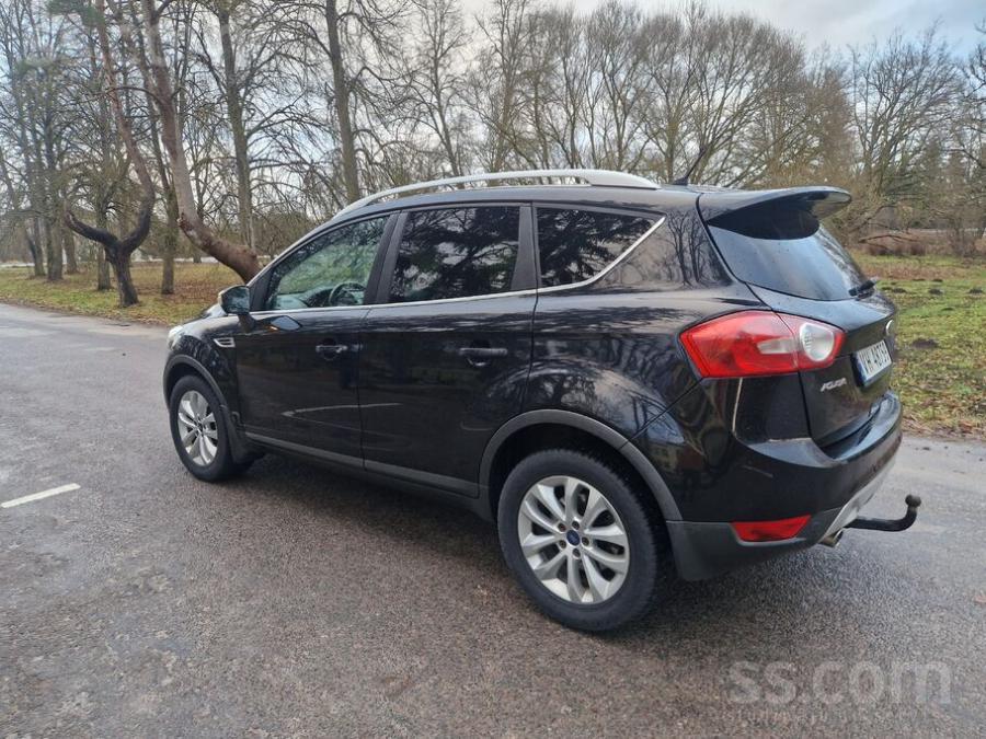Melns Ford Kuga 2013 Jelgava, ar dzinēja tilpumu 2.00 L un nobraukumu 148 tūkst. km par 4150 €, foto 2 vietnē AUTOMOTO.COM.LV