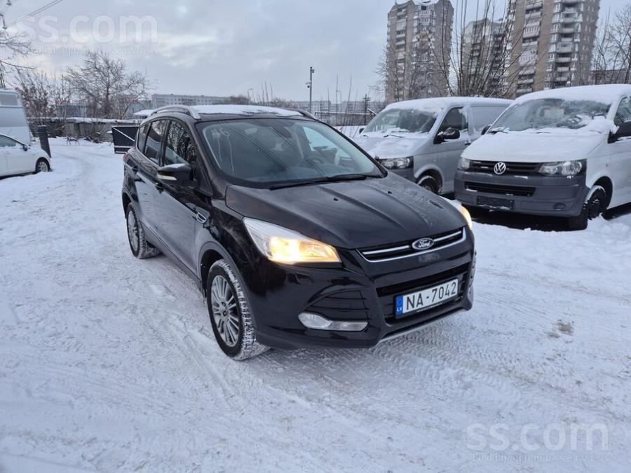 Melns Ford Kuga 2013 Rīga, ar dzinēja tilpumu 2.00 L un nobraukumu 213 tūkst. km par 8490 €, foto 2 vietnē AUTOMOTO.COM.LV