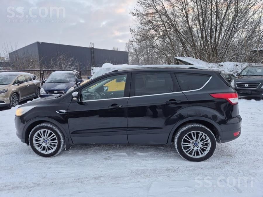 Melns Ford Kuga 2013 Rīga, ar dzinēja tilpumu 2.00 L un nobraukumu 213 tūkst. km par 8490 €, foto 5 vietnē AUTOMOTO.COM.LV