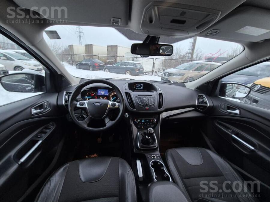 Melns Ford Kuga 2013 Rīga, ar dzinēja tilpumu 2.00 L un nobraukumu 213 tūkst. km par 8490 €, foto 10 vietnē AUTOMOTO.COM.LV