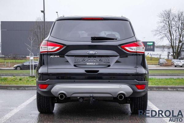 Black Ford Kuga 2013 in Kaunas, with an engine capacity of 2.00 L and mileage of 193 thousand km for 8200 €, photo 5 on AUTOMOTO.COM.LV