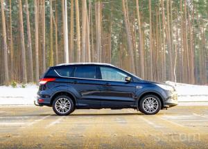 Black Ford Kuga 2013 in Riga, with an engine capacity of 2.00 L and mileage of 213 thousand km for 7590 €, photo 8 on AUTOMOTO.COM.LV