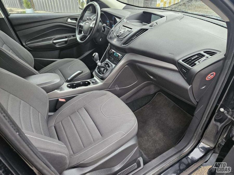 Melns Ford Kuga 2013 Šauļi, ar dzinēja tilpumu 2.00 L un nobraukumu 191 tūkst. km par 7950 €, foto 15 vietnē AUTOMOTO.COM.LV