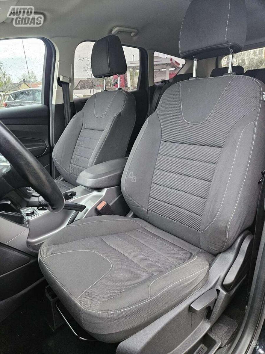 Melns Ford Kuga 2013 Šauļi, ar dzinēja tilpumu 2.00 L un nobraukumu 191 tūkst. km par 7950 €, foto 17 vietnē AUTOMOTO.COM.LV