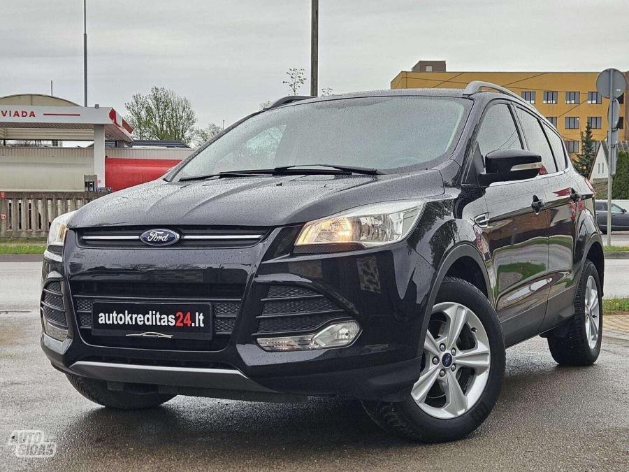 Black Ford Kuga 2013 in Siauliai, with an engine capacity of 2.00 L and mileage of 191 thousand km for 7950 €, photo 5 on AUTOMOTO.COM.LV