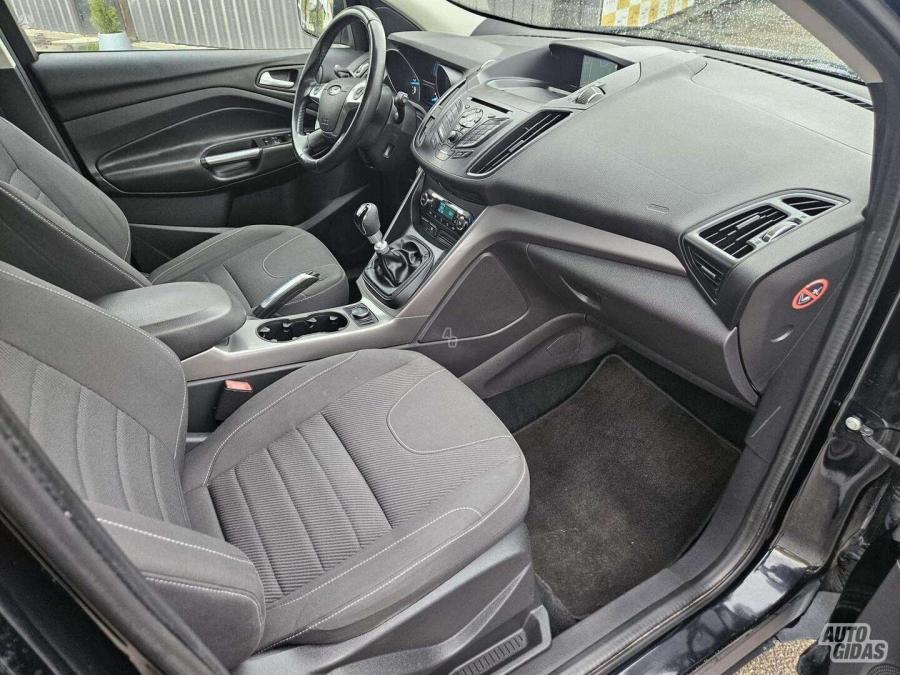 Black Ford Kuga 2013 in Siauliai, with an engine capacity of 2.00 L and mileage of 191 thousand km for 7950 €, photo 15 on AUTOMOTO.COM.LV