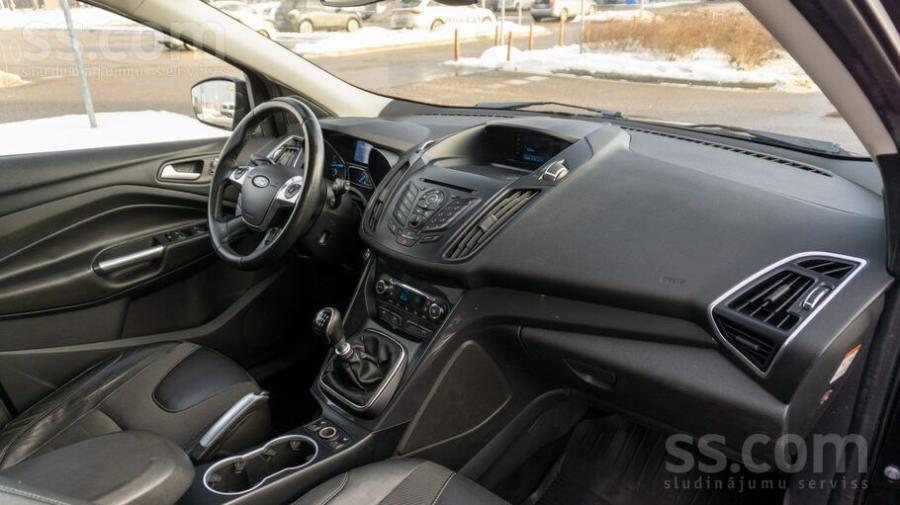 Melns Ford Kuga 2013 Rīga, ar dzinēja tilpumu 2.00 L un nobraukumu 213 tūkst. km par 6590 €, foto 11 vietnē AUTOMOTO.COM.LV