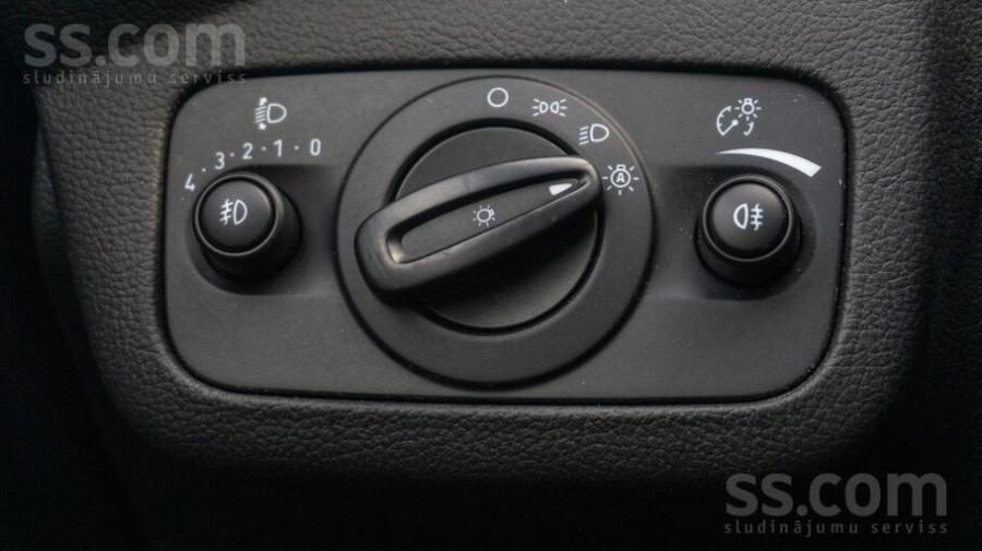 Melns Ford Kuga 2013 Rīga, ar dzinēja tilpumu 2.00 L un nobraukumu 213 tūkst. km par 6590 €, foto 23 vietnē AUTOMOTO.COM.LV