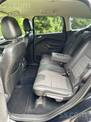 Melns Ford Kuga 2013 Talsi, ar dzinēja tilpumu 2.00 L un nobraukumu 173 tūkst. km par 8970 €, foto 11 vietnē AUTOMOTO.COM.LV