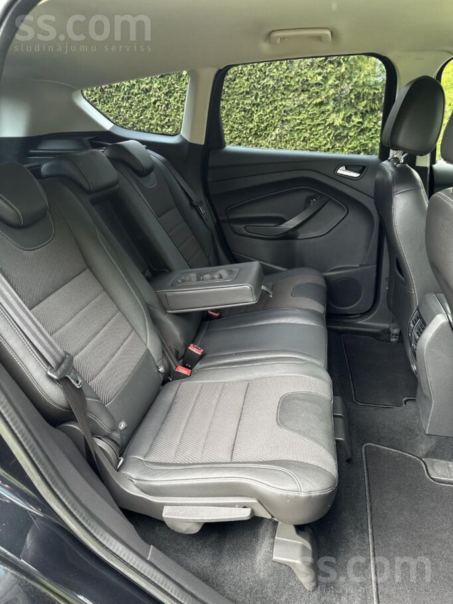 Melns Ford Kuga 2013 Talsi, ar dzinēja tilpumu 2.00 L un nobraukumu 173 tūkst. km par 8970 €, foto 18 vietnē AUTOMOTO.COM.LV