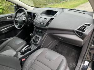 Melns Ford Kuga 2013 Talsi, ar dzinēja tilpumu 2.00 L un nobraukumu 173 tūkst. km par 8970 €, foto 19 vietnē AUTOMOTO.COM.LV