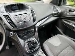 Melns Ford Kuga 2013 Talsi, ar dzinēja tilpumu 2.00 L un nobraukumu 173 tūkst. km par 8970 €, foto 24 vietnē AUTOMOTO.COM.LV