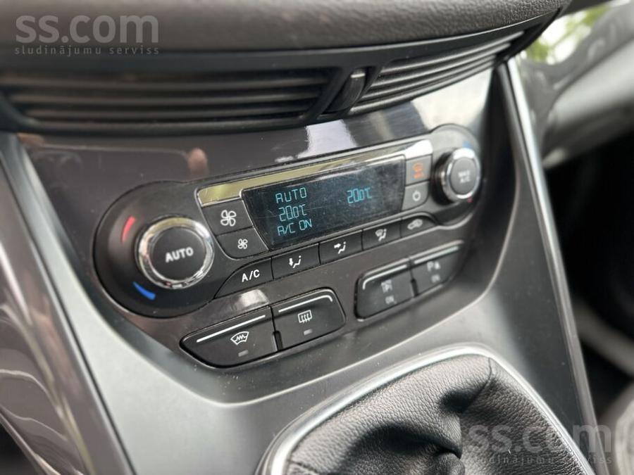 Melns Ford Kuga 2013 Talsi, ar dzinēja tilpumu 2.00 L un nobraukumu 173 tūkst. km par 8970 €, foto 26 vietnē AUTOMOTO.COM.LV
