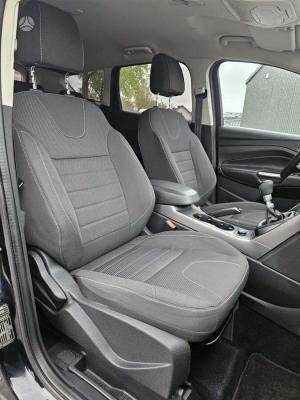 Melns Ford Kuga 2013 Šauļi, ar dzinēja tilpumu 2.00 L un nobraukumu 191 tūkst. km par 7950 €, foto 16 vietnē AUTOMOTO.COM.LV