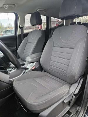 Melns Ford Kuga 2013 Šauļi, ar dzinēja tilpumu 2.00 L un nobraukumu 191 tūkst. km par 7950 €, foto 17 vietnē AUTOMOTO.COM.LV