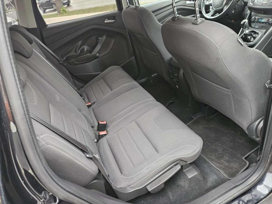 Melns Ford Kuga 2013 Šauļi, ar dzinēja tilpumu 2.00 L un nobraukumu 191 tūkst. km par 7950 €, foto 20 vietnē AUTOMOTO.COM.LV