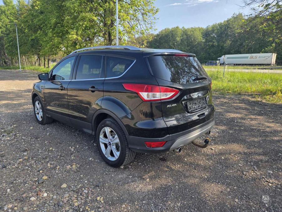 Melns Ford Kuga 2013 Kauņa, ar dzinēja tilpumu 2.00 L un nobraukumu 230 tūkst. km par 3900 €, foto 4 vietnē AUTOMOTO.COM.LV