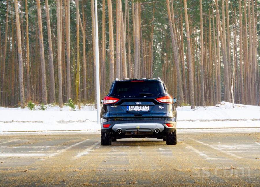 Melns Ford Kuga 2013 Rīga, ar dzinēja tilpumu 2.00 L un nobraukumu 213 tūkst. km par 5990 €, foto 7 vietnē AUTOMOTO.COM.LV