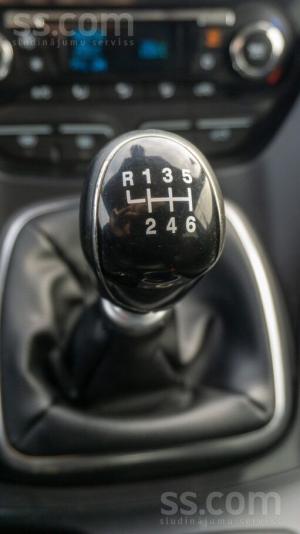 Melns Ford Kuga 2013 Rīga, ar dzinēja tilpumu 2.00 L un nobraukumu 213 tūkst. km par 5990 €, foto 16 vietnē AUTOMOTO.COM.LV