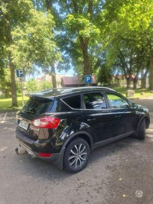 Melns Ford Kuga 2013 Kuršėnai, ar dzinēja tilpumu 2.00 L un nobraukumu 322 tūkst. km par 4500 €, foto 5 vietnē AUTOMOTO.COM.LV