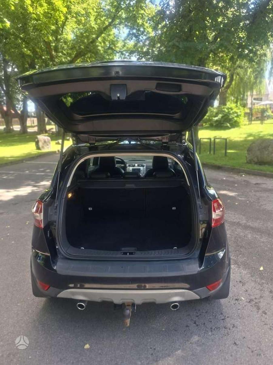 Melns Ford Kuga 2013 Kuršėnai, ar dzinēja tilpumu 2.00 L un nobraukumu 322 tūkst. km par 4500 €, foto 7 vietnē AUTOMOTO.COM.LV