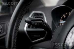 Black Ford Kuga 2013 in Talsi, with an engine capacity of 2.00 L and mileage of 222 thousand km for 7650 €, photo 16 on AUTOMOTO.COM.LV