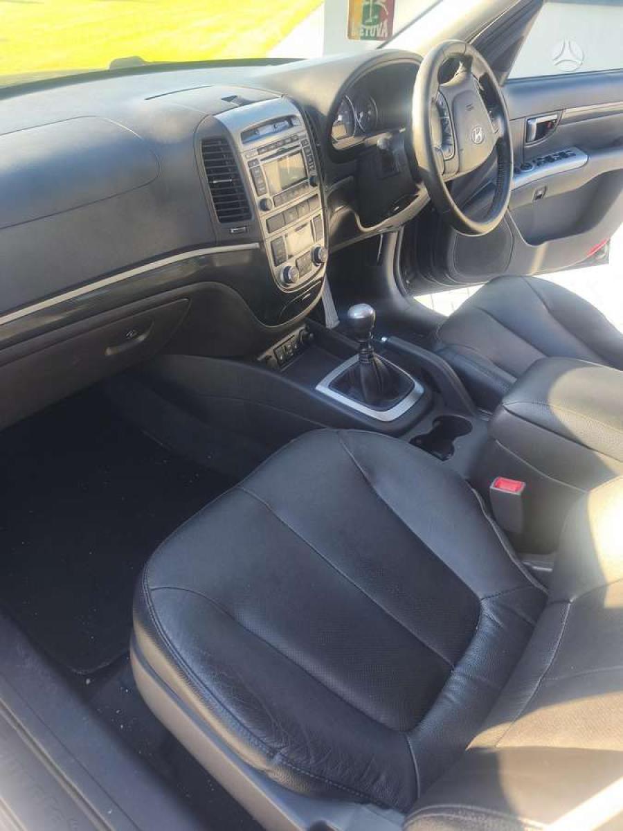 Melns Ford Kuga 2013 Panevēža, ar dzinēja tilpumu 2.20 L un nobraukumu 131 tūkst. km par 2499 €, foto 15 vietnē AUTOMOTO.COM.LV