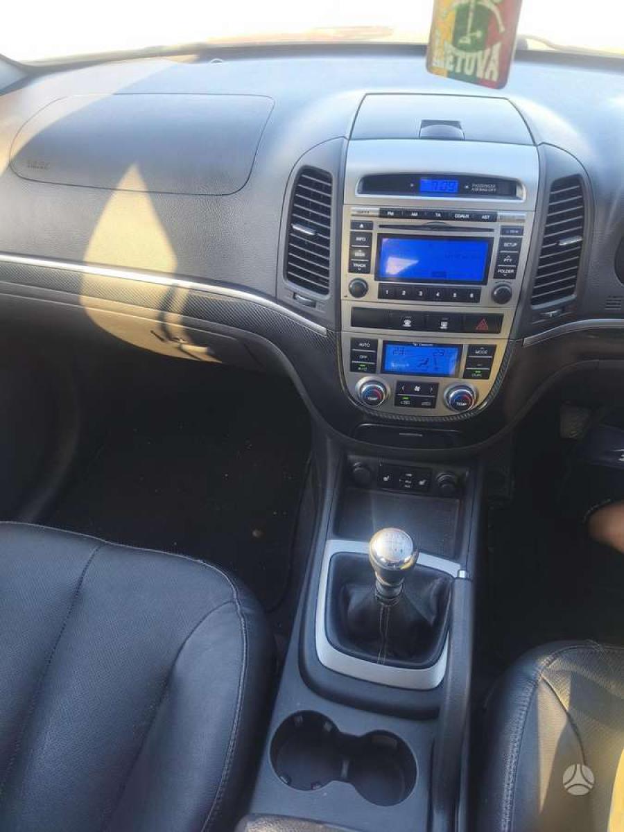 Melns Ford Kuga 2013 Panevēža, ar dzinēja tilpumu 2.20 L un nobraukumu 131 tūkst. km par 2499 €, foto 17 vietnē AUTOMOTO.COM.LV