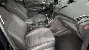 Melns Ford Kuga 2013 Marijampole, ar dzinēja tilpumu 2.00 L un nobraukumu 231 tūkst. km par 8490 €, foto 21 vietnē AUTOMOTO.COM.LV