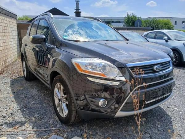Black Ford Kuga 2013 in Limbazi, with an engine capacity of 2.00 L and mileage of 242 thousand km for 6150 €, photo 3 on AUTOMOTO.COM.LV