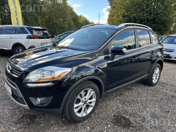 Black Ford Kuga 2013 in Limbazi, with an engine capacity of 2.00 L and mileage of 242 thousand km for 6150 €, photo 1 on AUTOMOTO.COM.LV