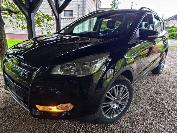 Ford Kuga 2013 in Utena on AUTOMOTO.COM.LV Black Ford Kuga 2013 in Utena, with an engine capacity of 2.00 L and mileage of 220 thousand km for 6990 €, photo 4 on AUTOMOTO.COM.LV